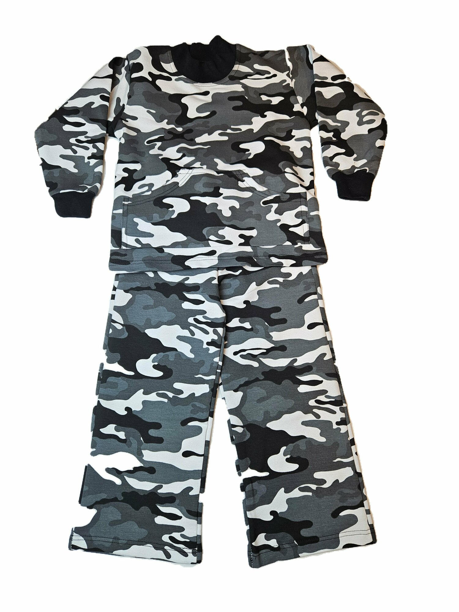 Комплект одежды