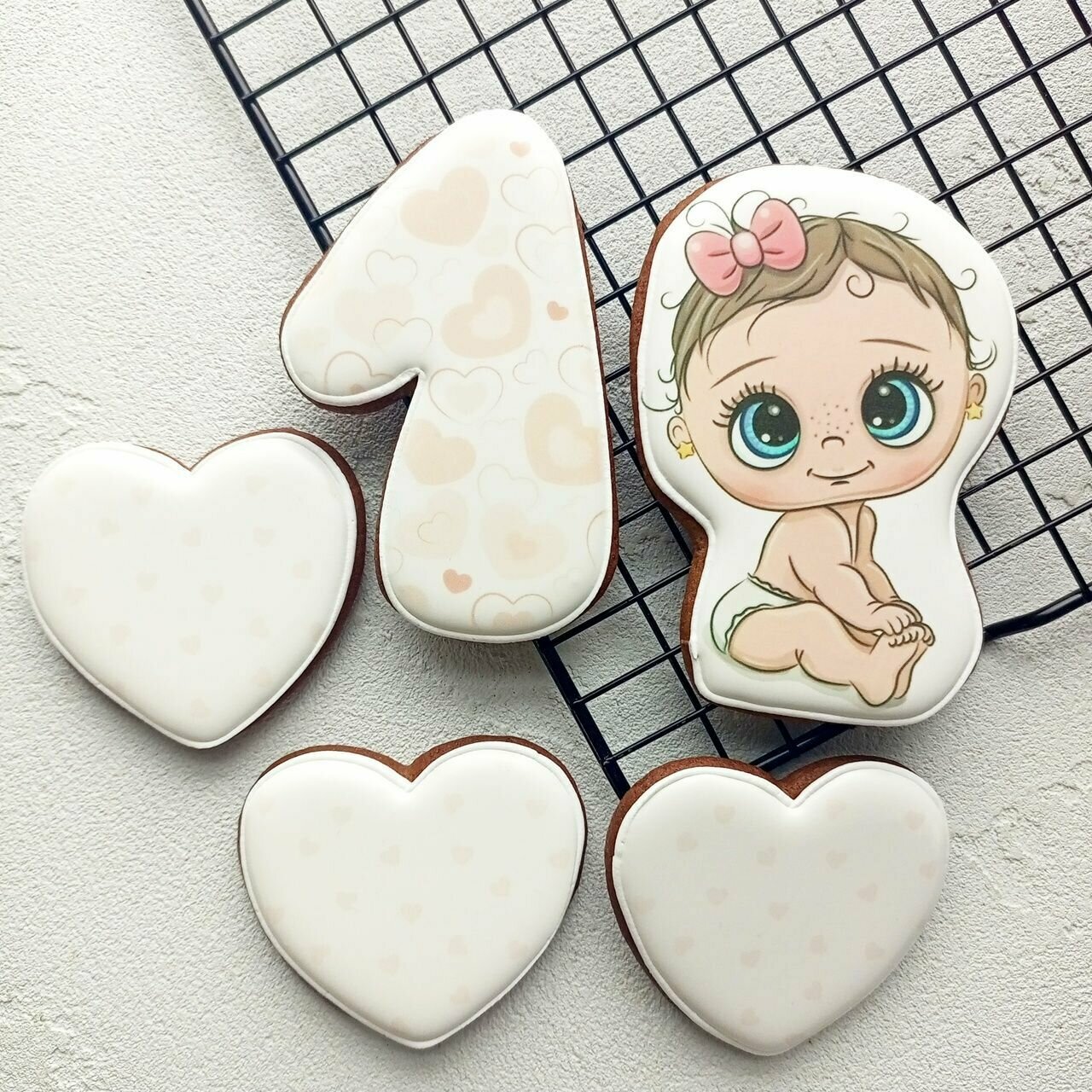 Имбирные пряники для малыша, пряники на годик, девочке, топперы на день рождения, топперы на торт