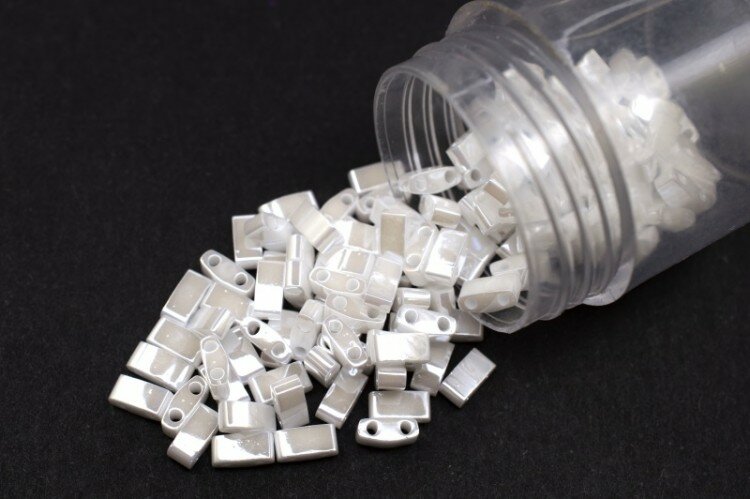 Бисер японский MIYUKI Half TILA #0420 белый жемчуг, 5 грамм