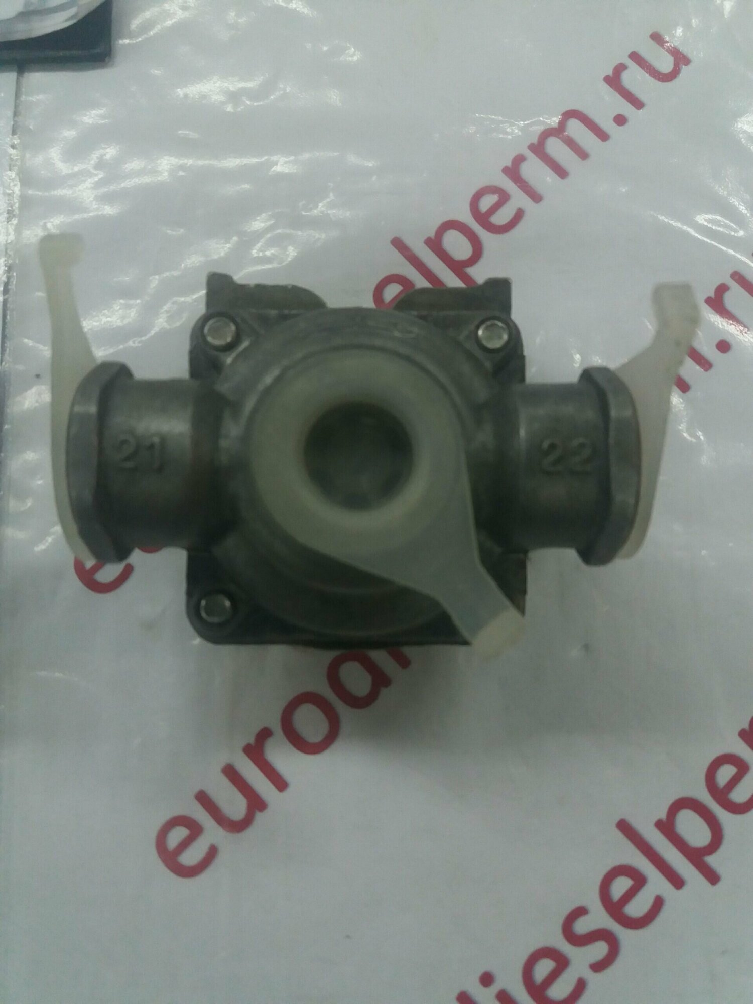 Клапан быстрого растормаживания ГАЗ, ЗИЛ, ПАЗ, КАМАЗ