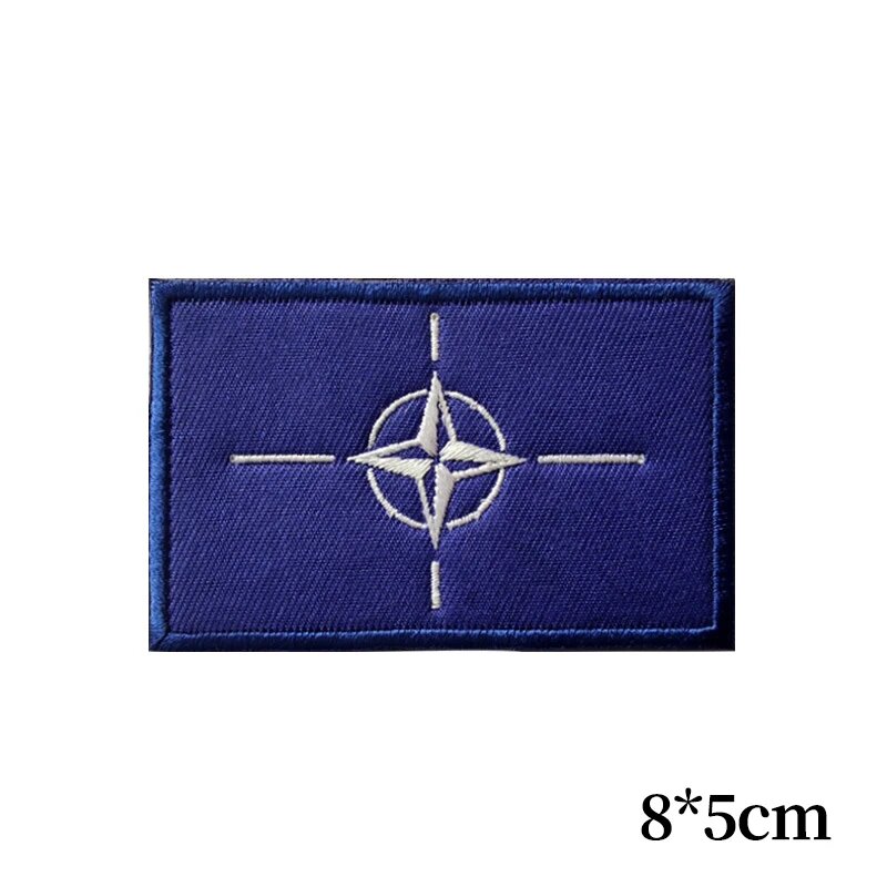 Нашивки НАТО с флагом