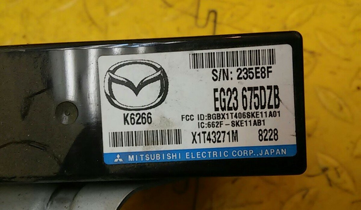 Блок электронный CX 7 Mazda EG23675DZB