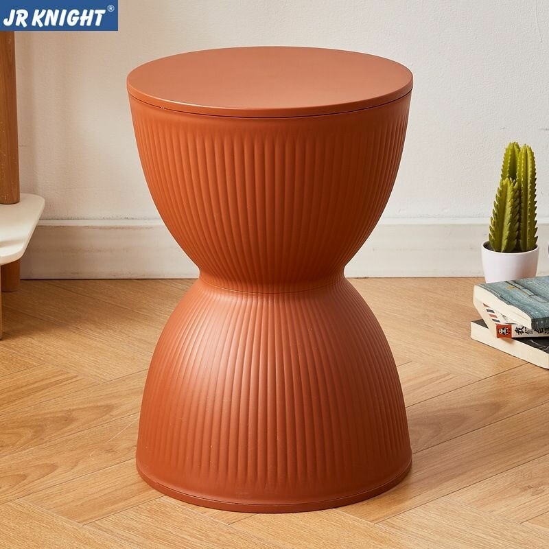 Пластиковый табурет с креативным дизайном в форме песочных часов, 30x43 см