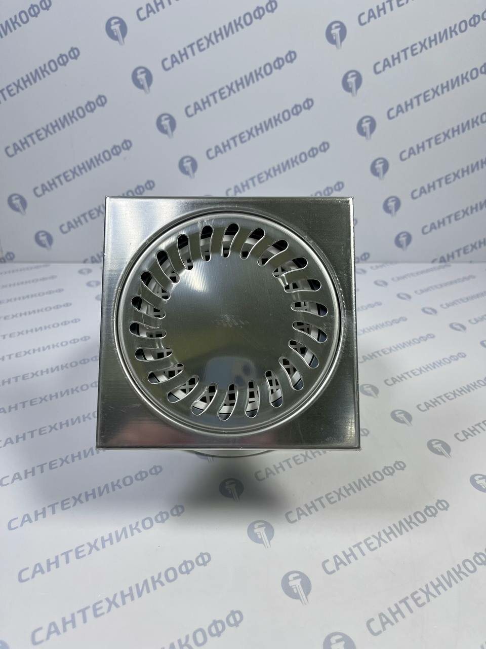 Трап горизонтальный регулируемый MIANO 100х100мм.