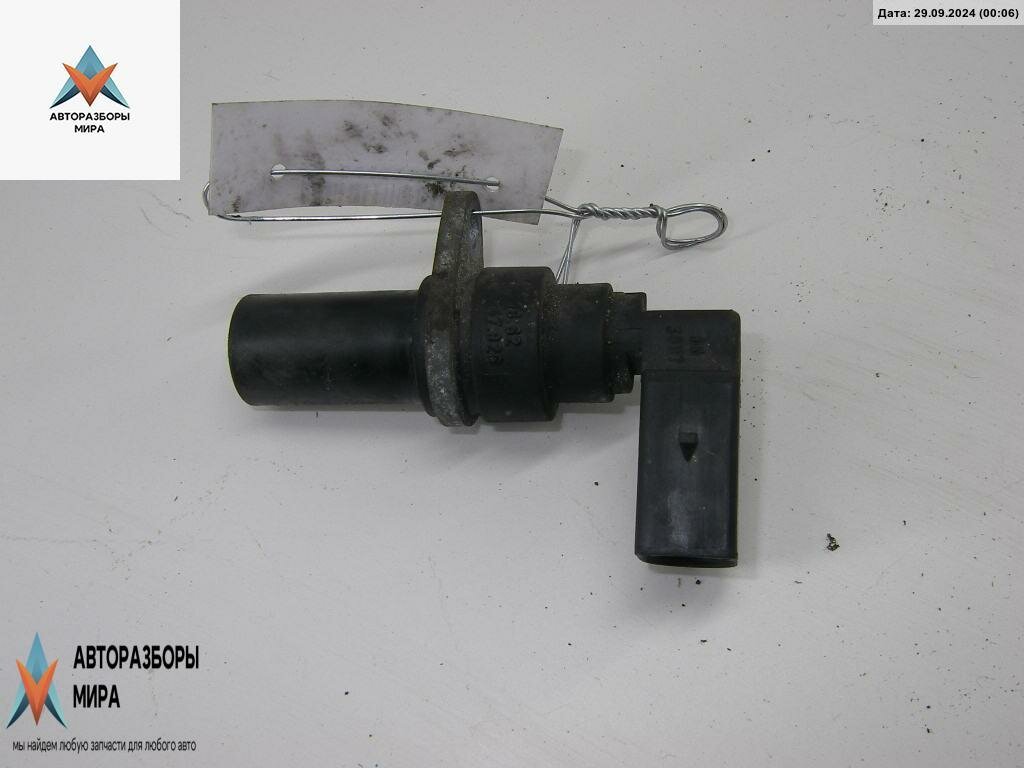 Датчик коленвала BMW 5 E39 рест. 2001 13622247926