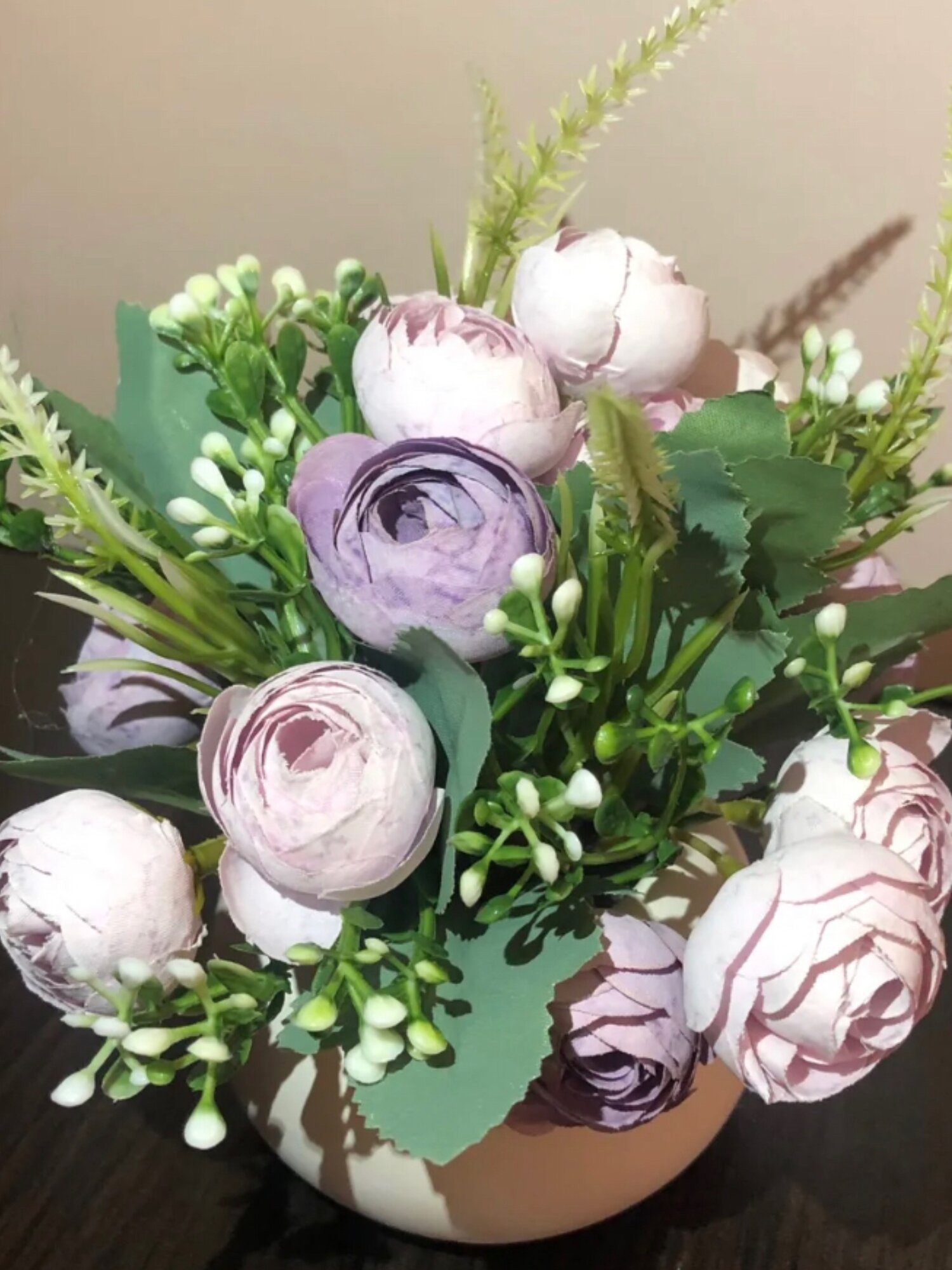 Искусственные цветы для декора / Декоративные растения кашпо / Цветочная композиция для интерьера на стол