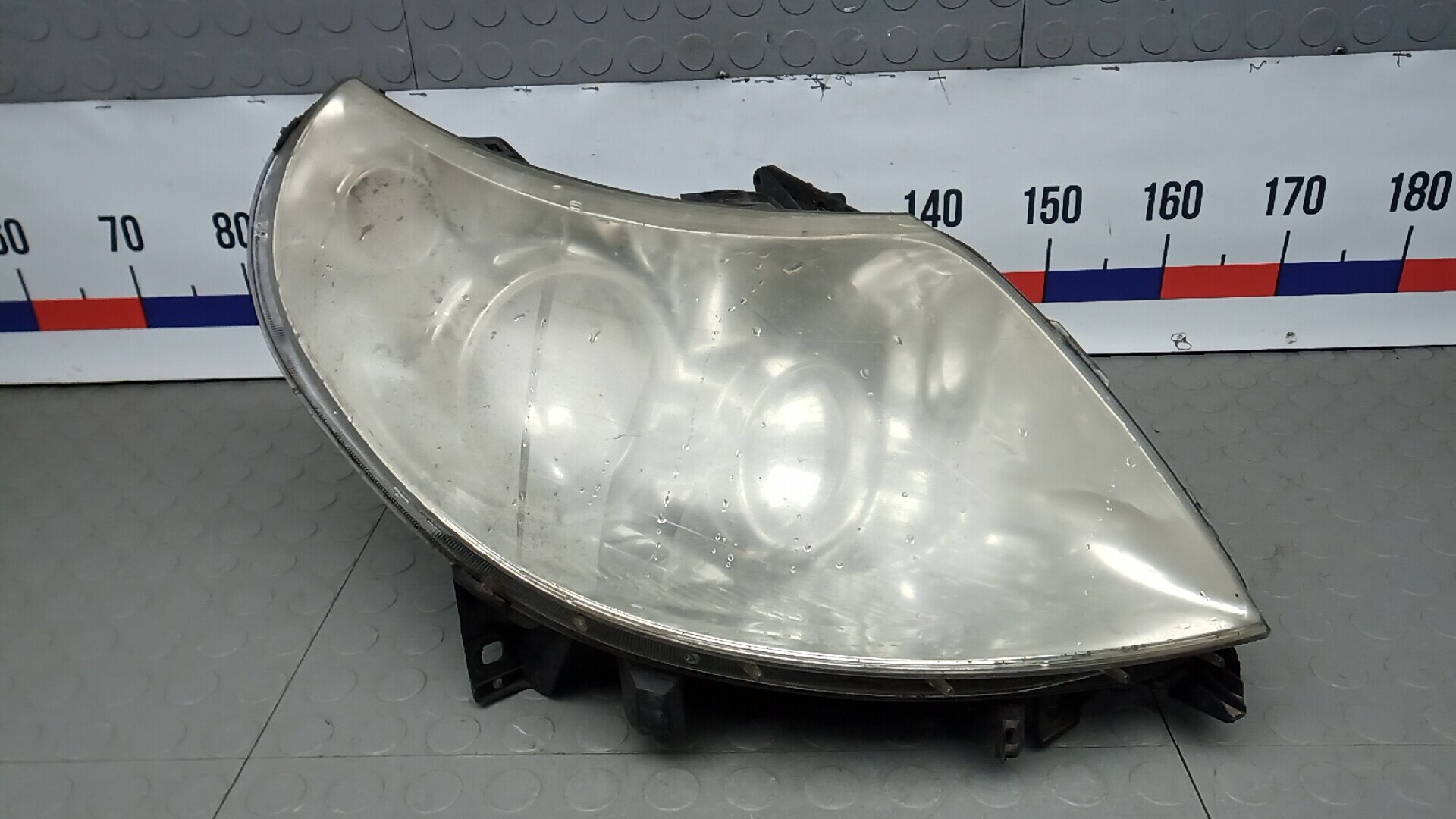 Фара правая CITROEN JUMPER 3