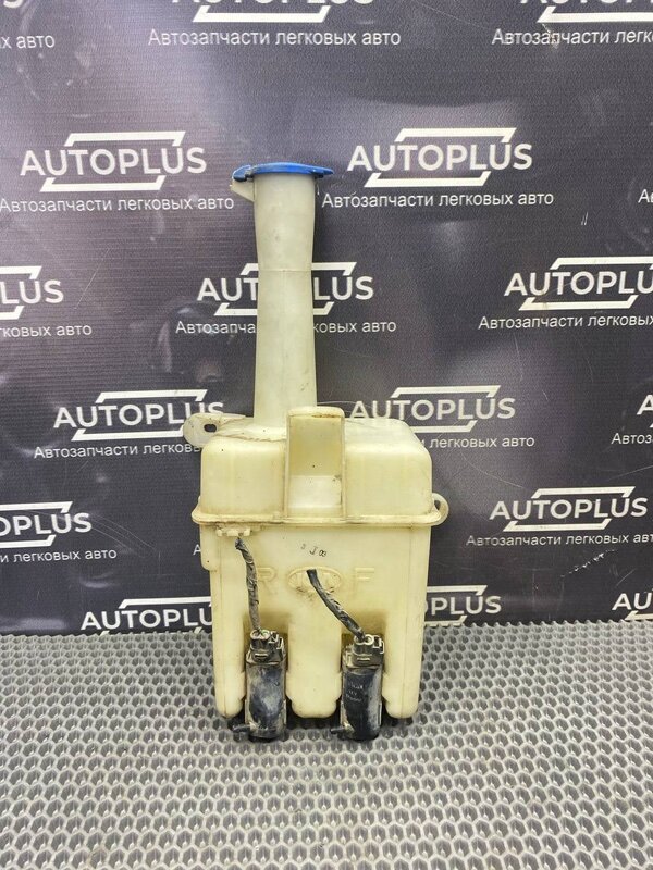 Бачок стеклоомывателя