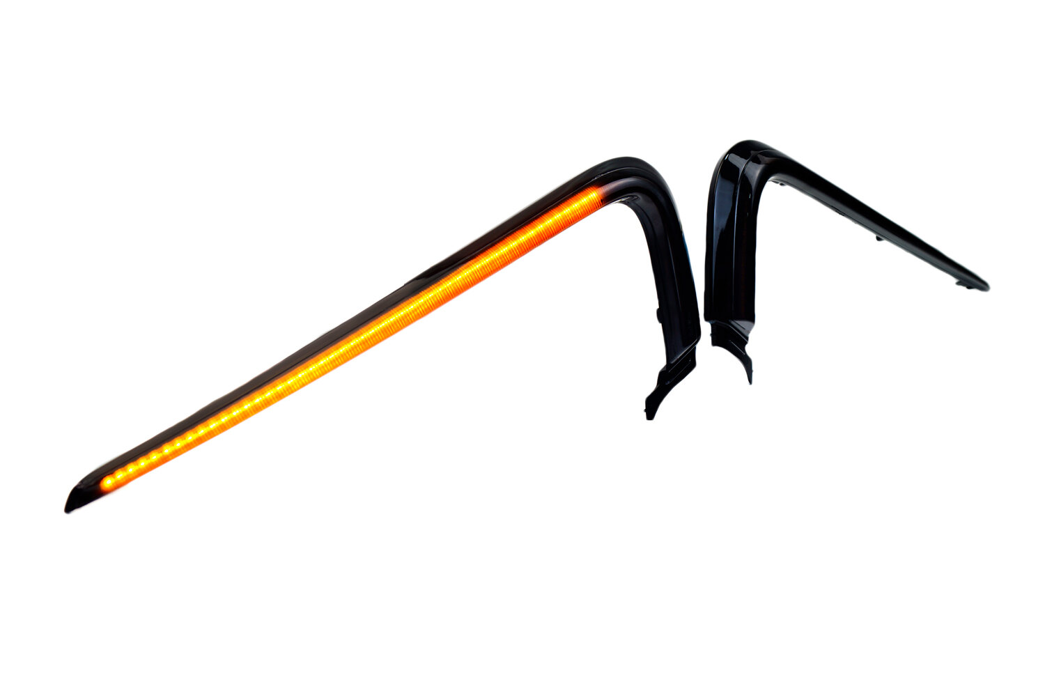 Молдинги верхние в бампер диодные тонированные с ДХО, динамическими повторителями Sal-Man на Веста, Веста SW до 2023 г