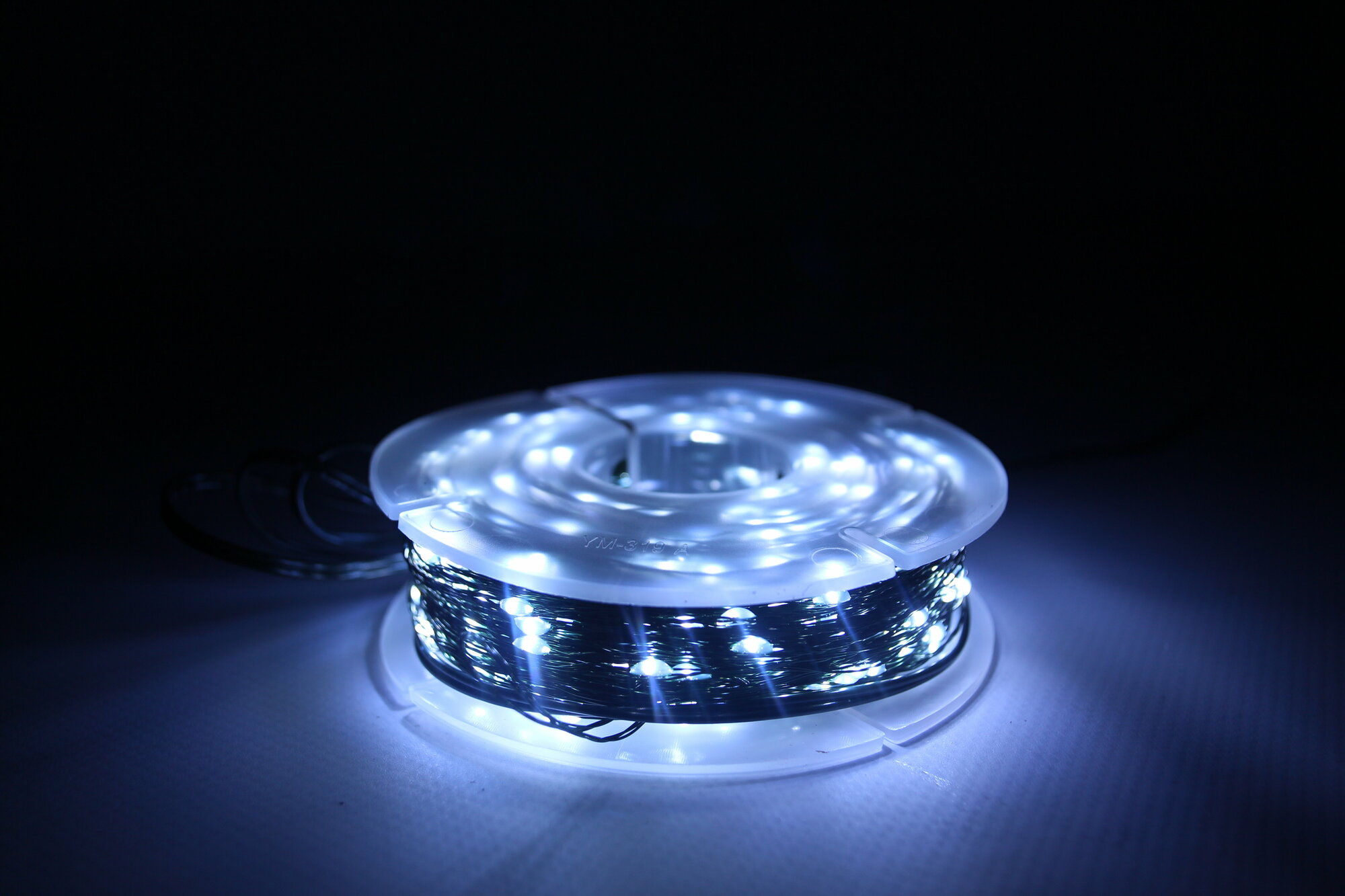 Новогодняя гирлянда светодиодная линейная, 1000 LED, холодная белая, зеленый провод, катушка, 100 метров, с пультом