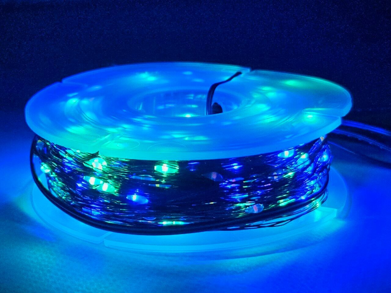 Новогодняя гирлянда светодиодная линейная, 500 LED, разноцветная, зеленый провод, катушка, 50 метров, с пультом