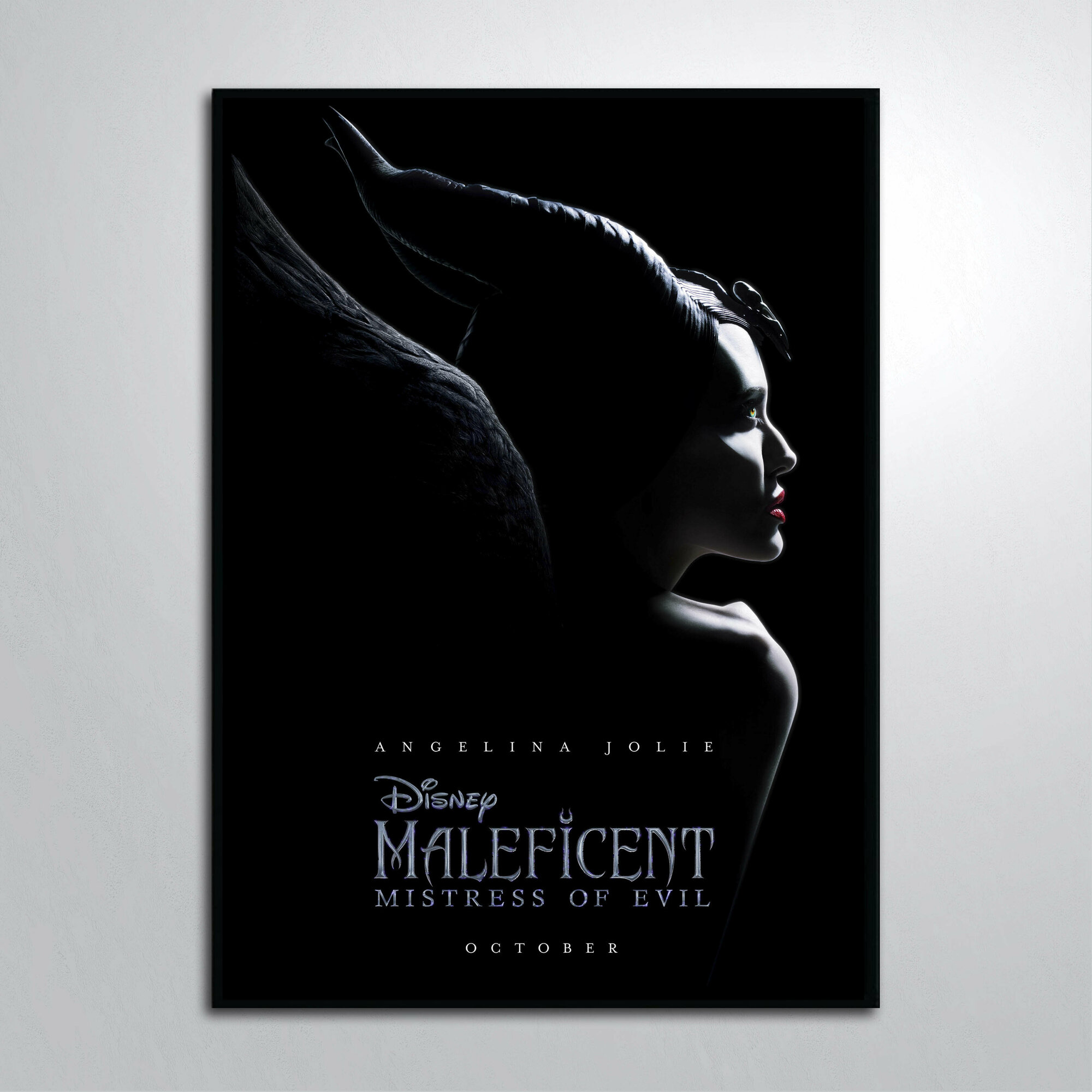 Постер без рамы/Малефисента Владычица тьмы Анджелина Джоли Тень Maleficent Mistress of Evil