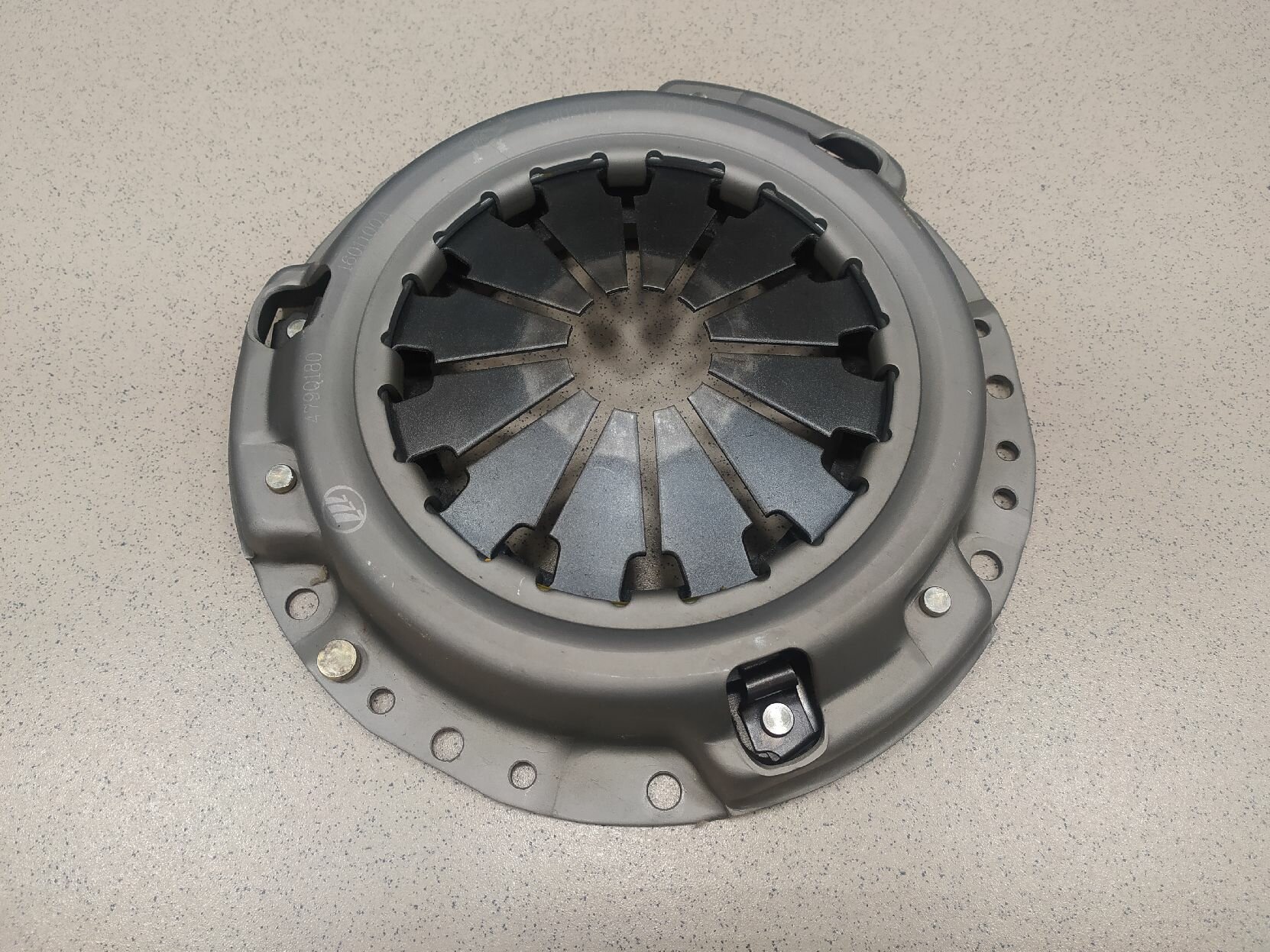 Корзина сцепления (180 диск) LIFAN Geely MK Cross [1.5 16V 5MT хетчбэк]