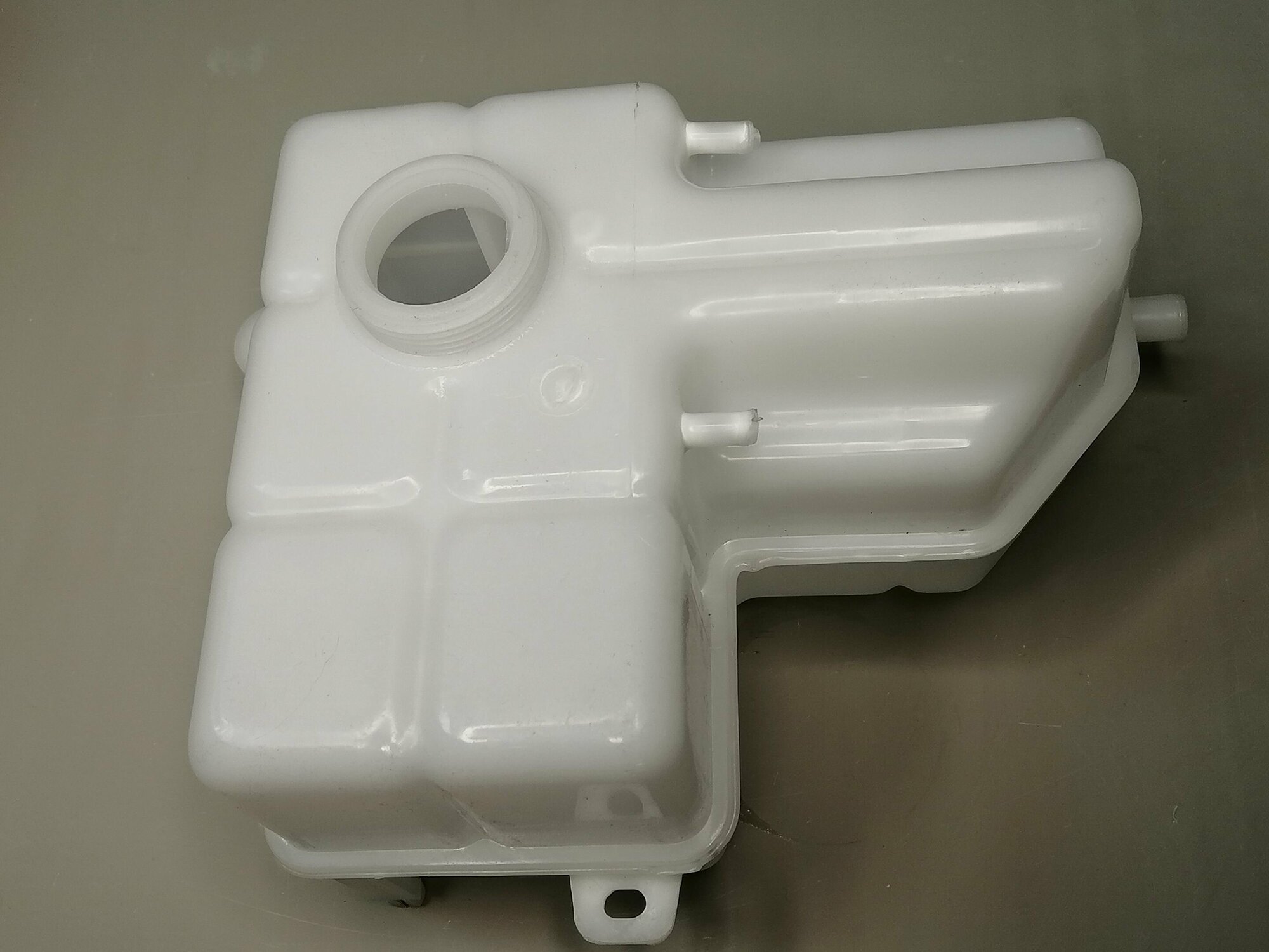 Бачок расширительный Chery Fora [1.8 16V 5MT седан] A211311110