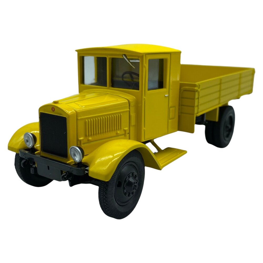 Модель автомобиля ЯАЗ Я-5 (Грузовик Ярославский) 2013 г. "Наш АвтоПром"