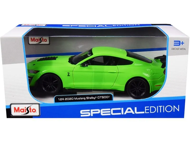Машинка Maisto металлическая Ford Mustang Shelby GT500 2020, 1:24, салатовый 31532GN