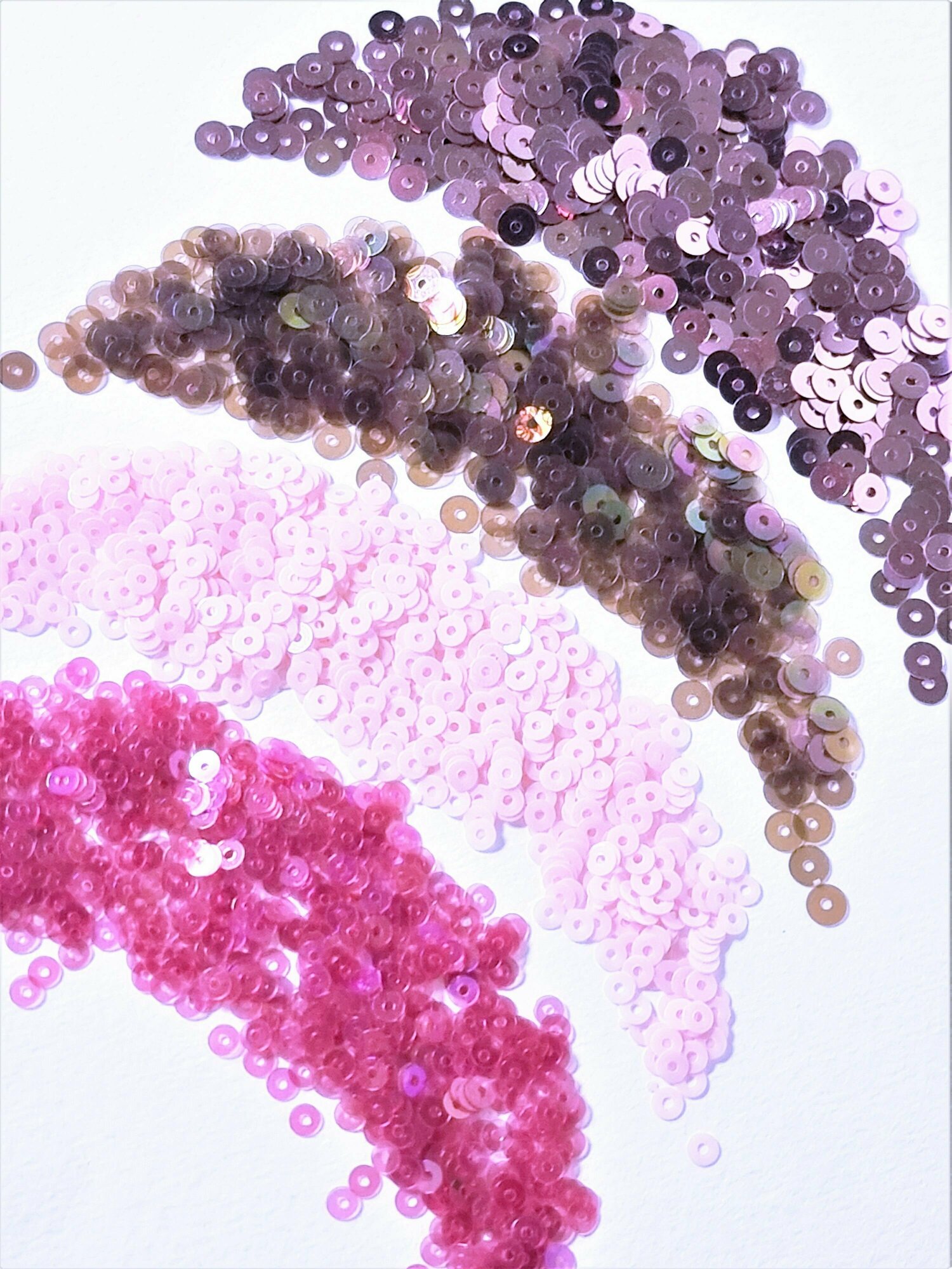 Итальянские пайетки 3, 4мм. Розовые. 4х1,5г.