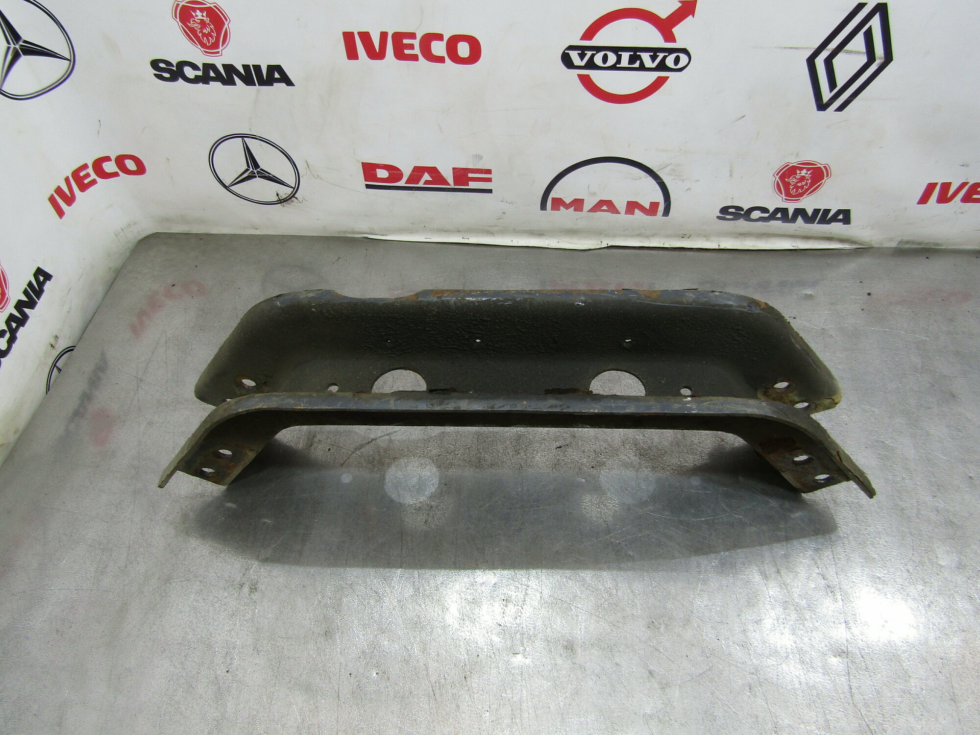 Траверса рамы поперечная IVECO STRALIS