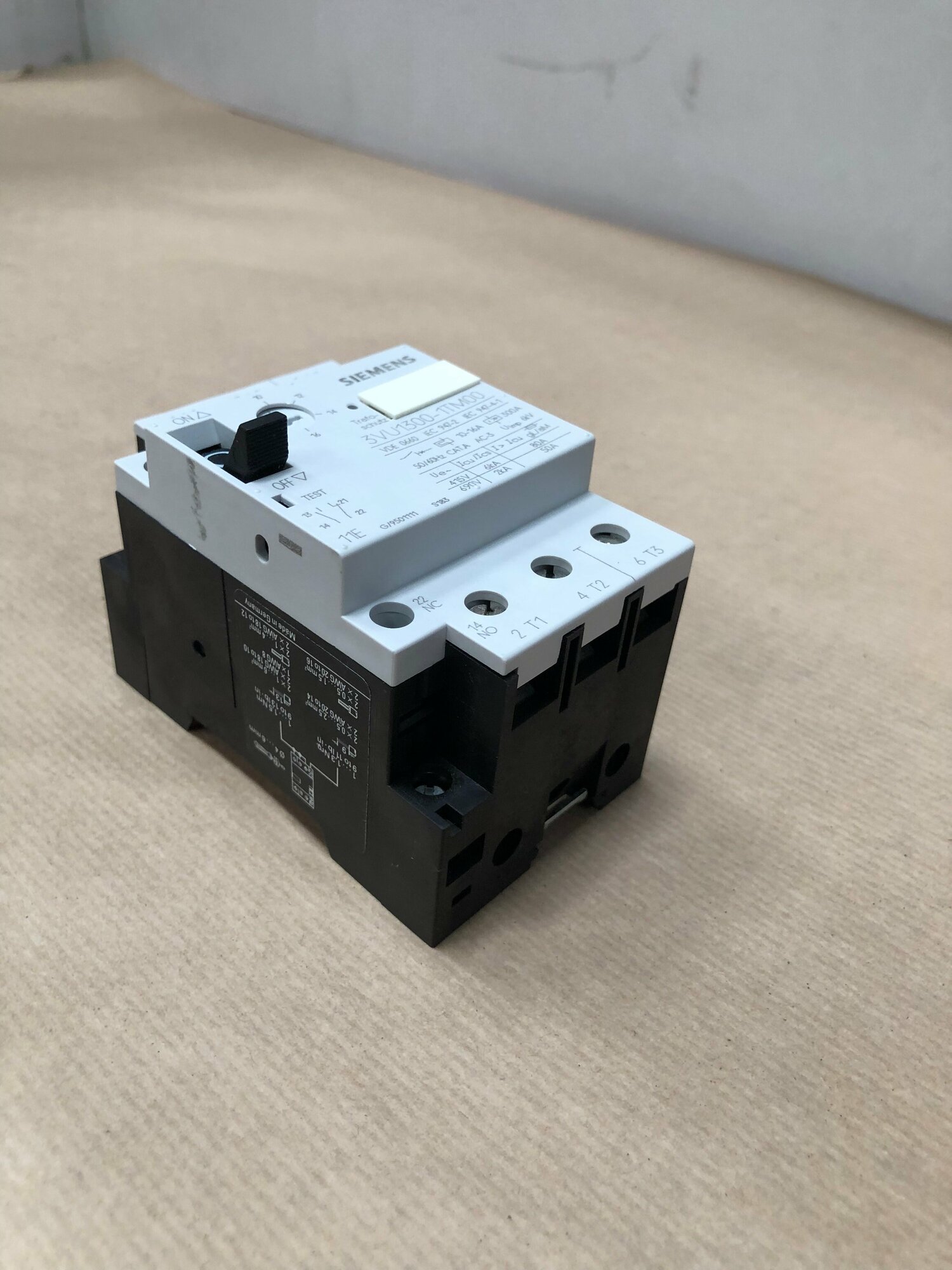 Выключатель автоматический SIEMENS 3VU1300-1TM00