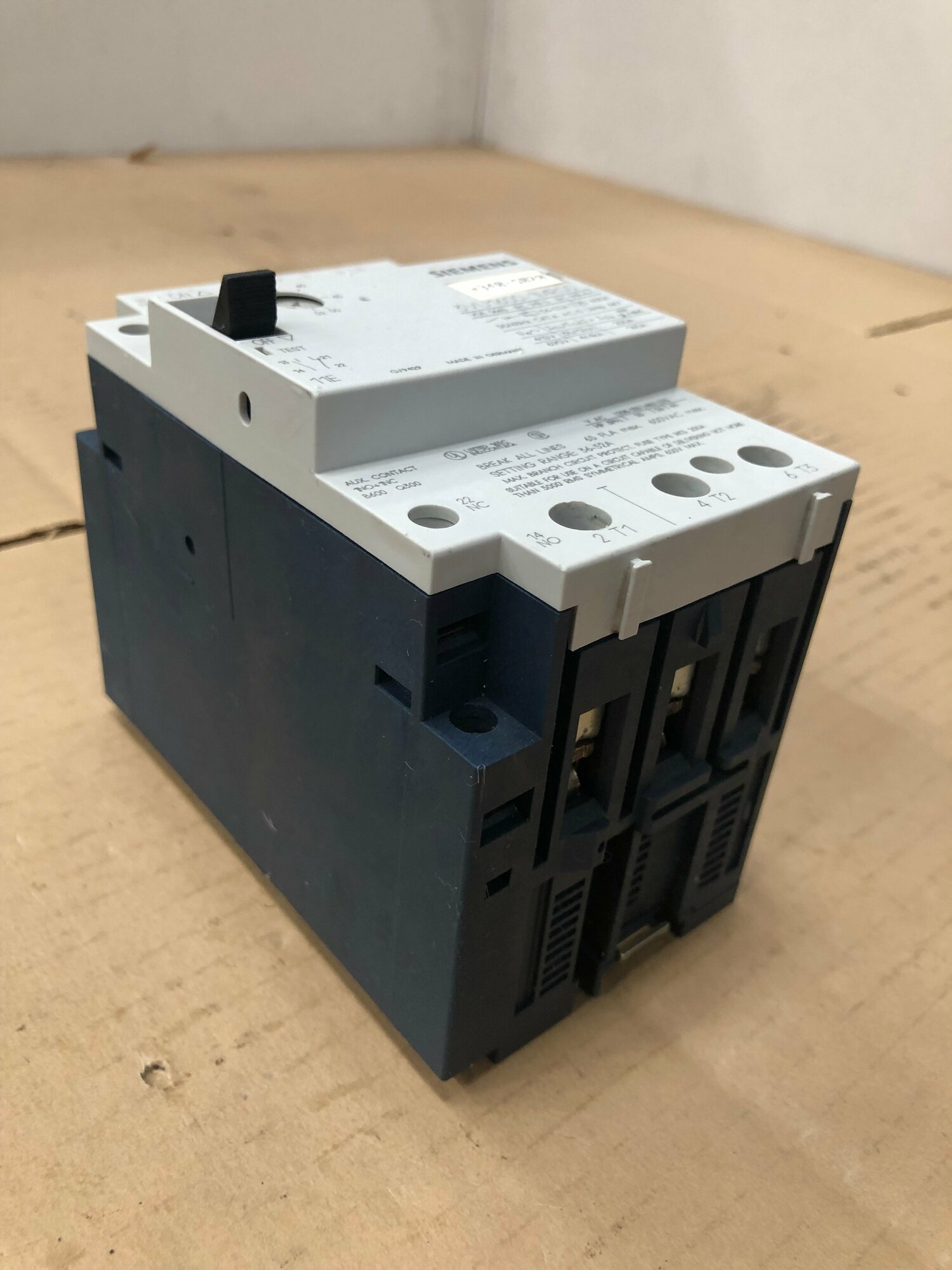 Выключатель автоматический SIEMENS 3VU1600-1MR00