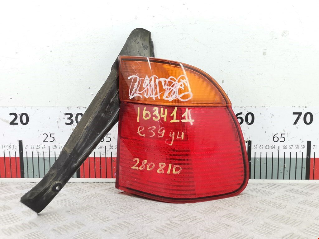Фонарь задний правый BMW 5-Series (E39) 63218371328 арт. 2197086
