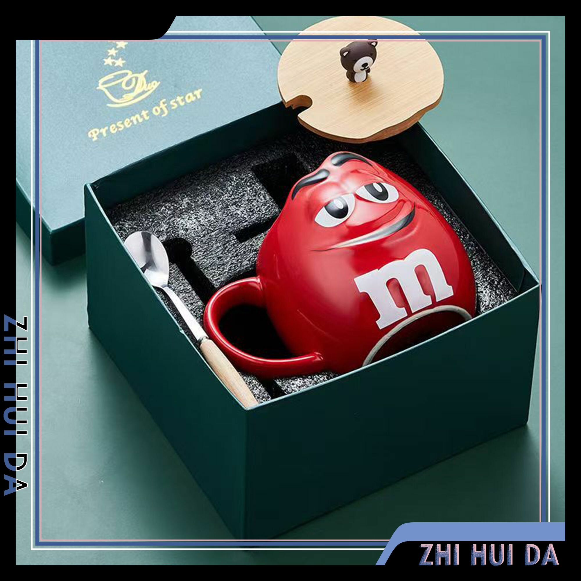 M&M Кружка, С подарочной коробкой, с ложкой, с крышкой, 600 мл, 1 шт
