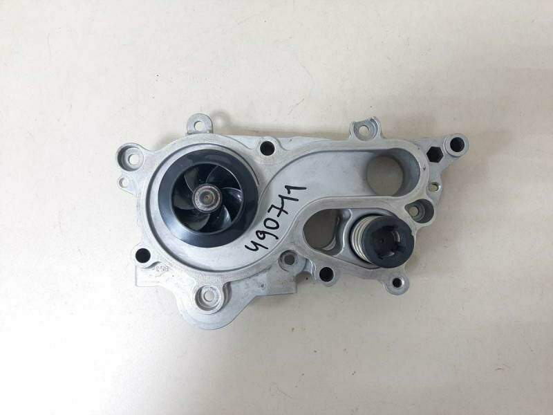 Насос водяной помпа Volkswagen Taos 2020 кат.номер: 04E121042AD 04E121113A