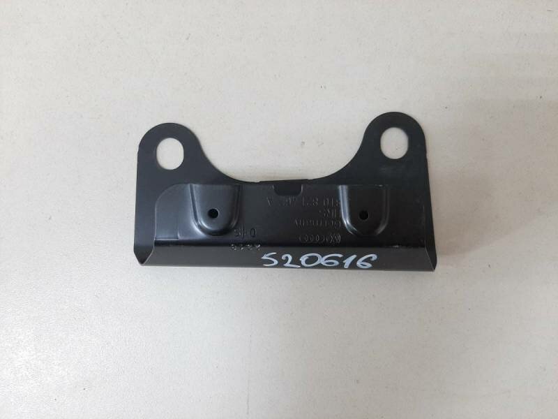 Кронштейн крепления крыла Audi A5 8T 2009-2016 кат.номер: 8T0821467A