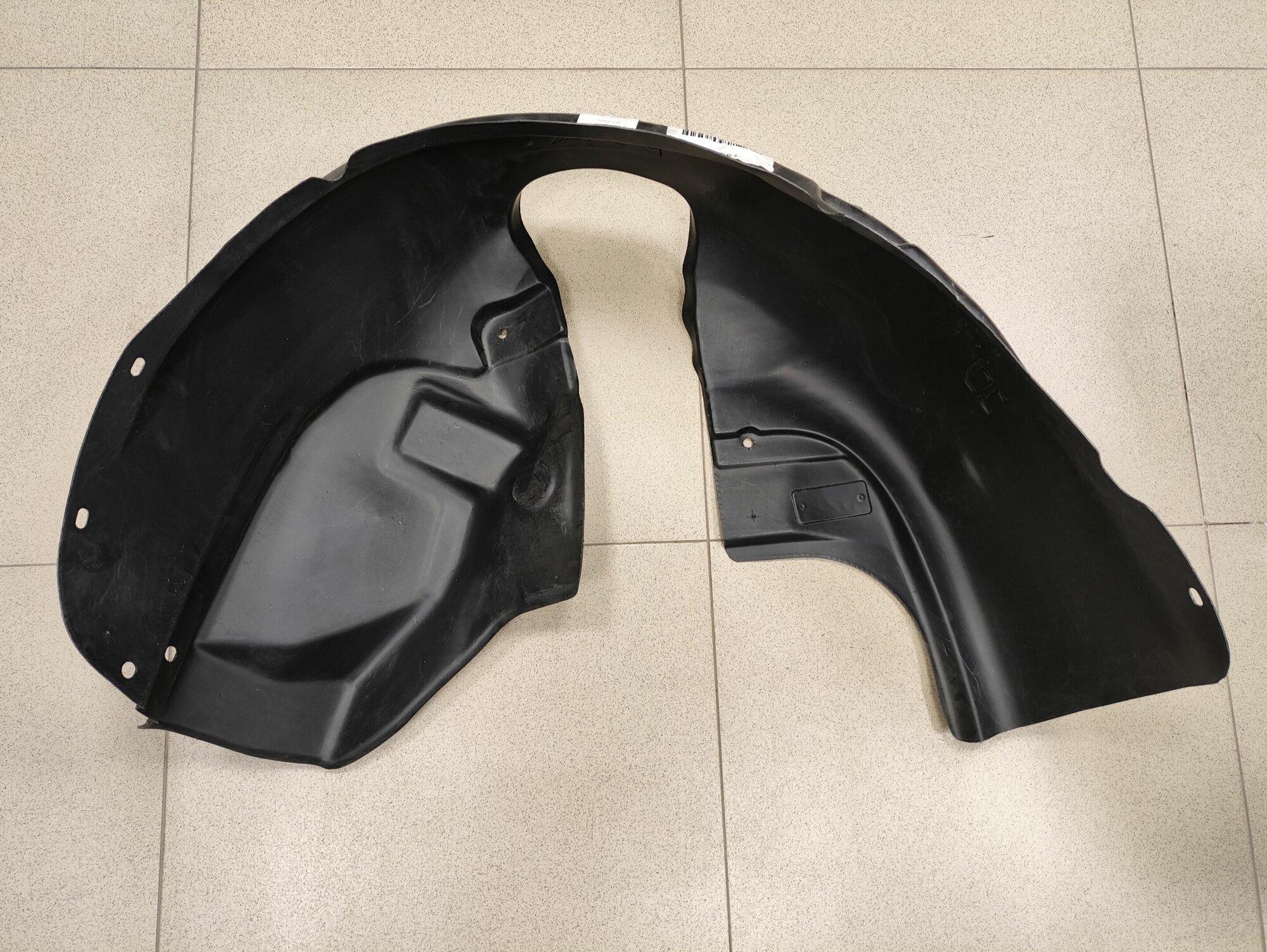 Подкрылок передний правый Chery Tiggo 4 FL (2018+) [1.5 16V CVT внедорожник] TOTEM6321002