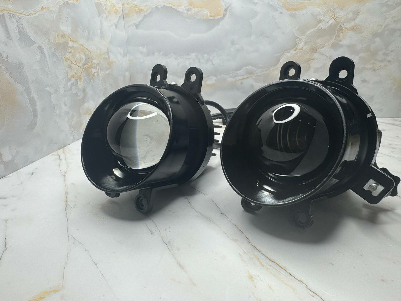 Светодиодные лазерные противотуманные фары (дальний/ближний свет) на TOYOTA, Lexus, Camry, Corola, RAV 4