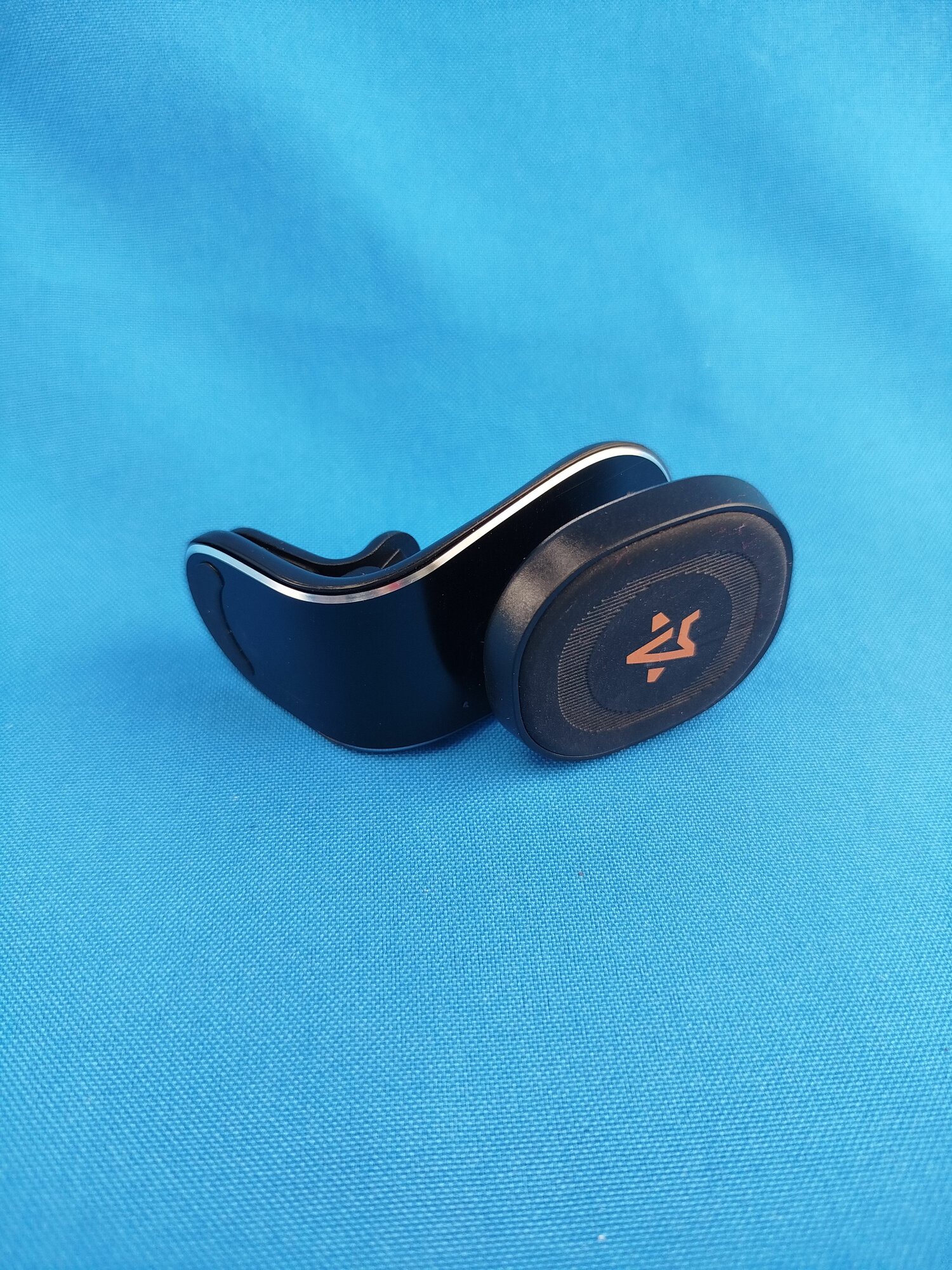 Держатель "AIRLINE" для телефона в дефлектор прищепка магнит регулируемый