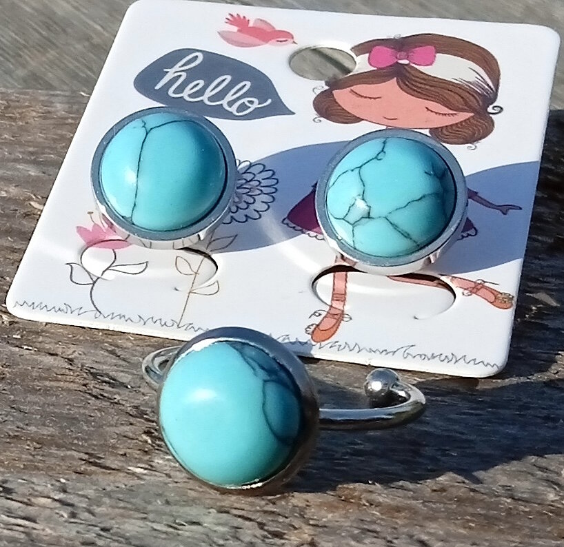 Комплект бижутерии: кольцо, серьги, бирюза