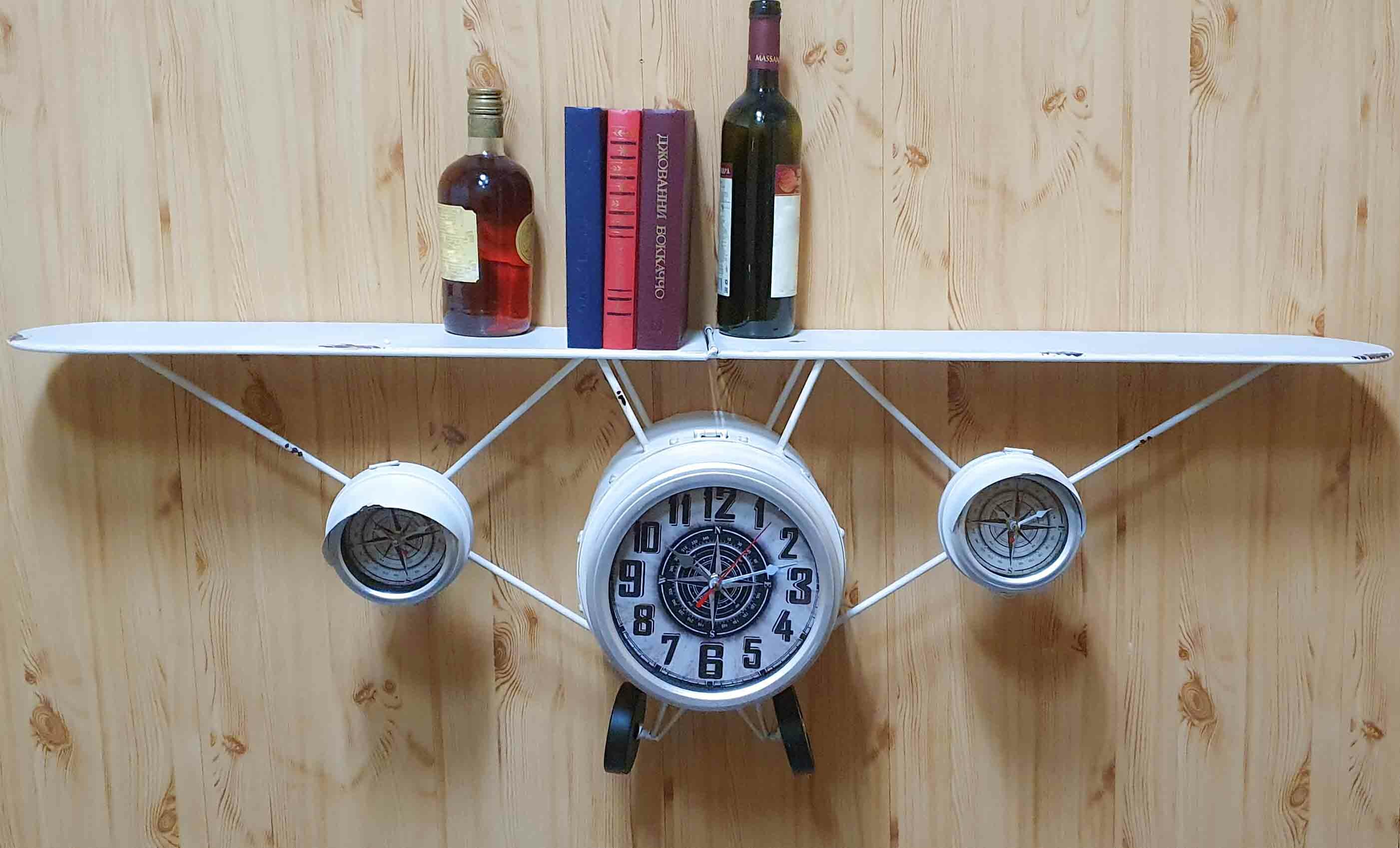 Большой самолет с тремя часами и тайником. Металл. Размах крыльев 1,25 метра W