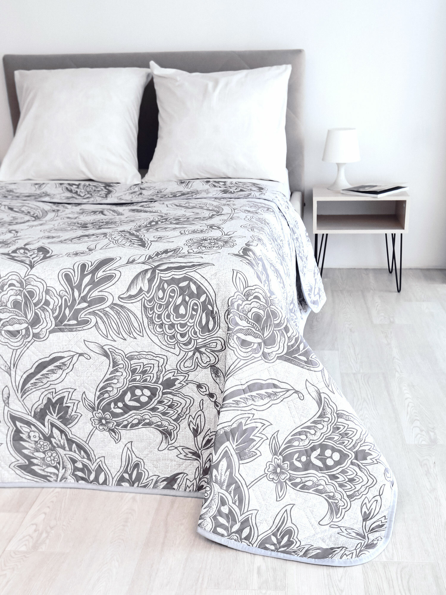 Покрывало стеганое из полисатина PLB-009 Elintale (серый), 150x215