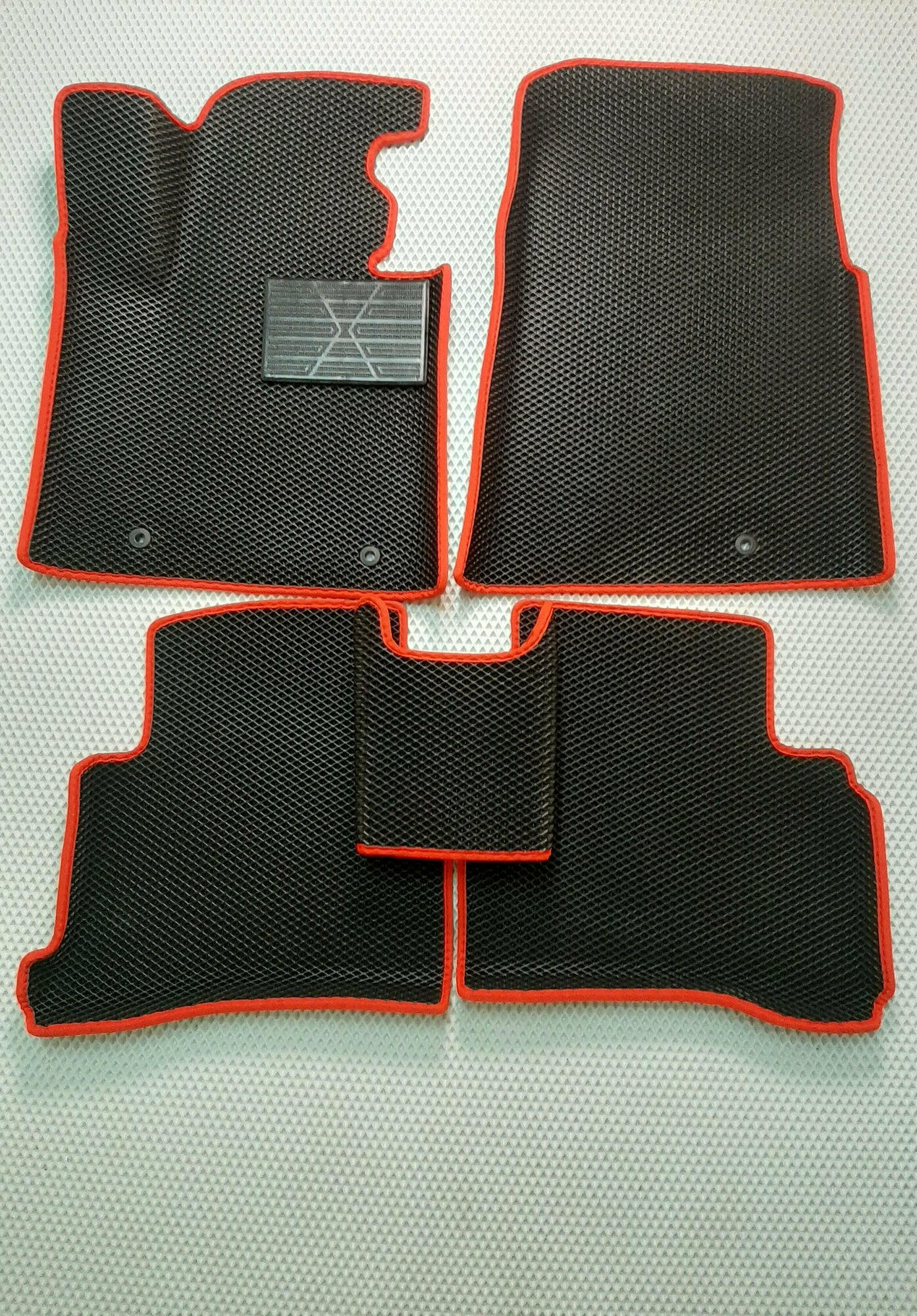 Автомобильные коврики EVA С бортами для KIA SPORTAGE IV / КИА спортейдж IV