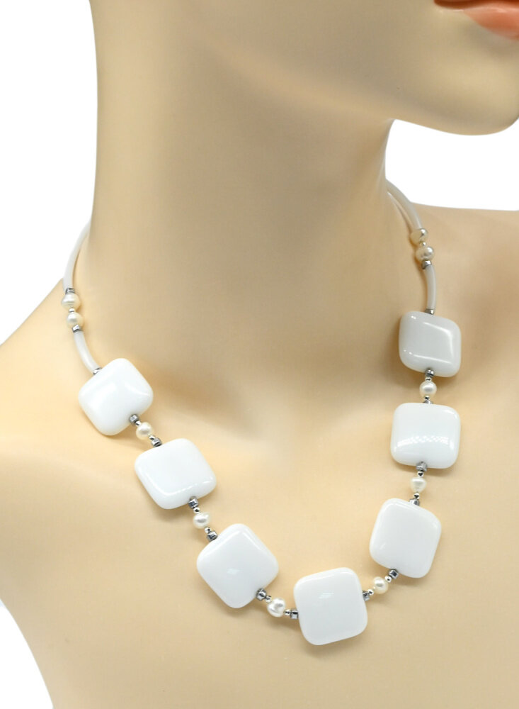 Колье, агат