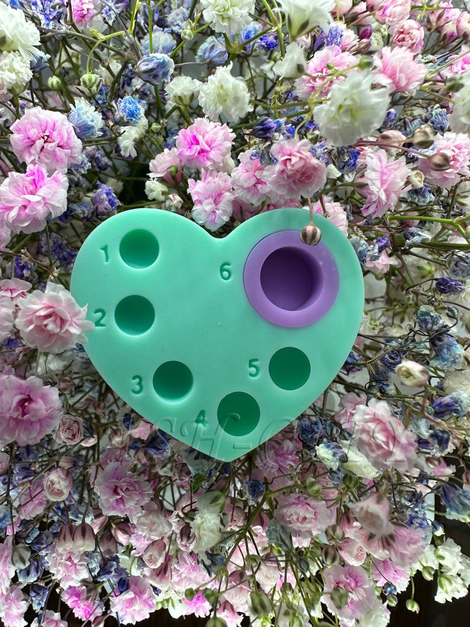 Палитра для жидкого и гелевого клея для ламинирования ресниц, зеленое сердечко