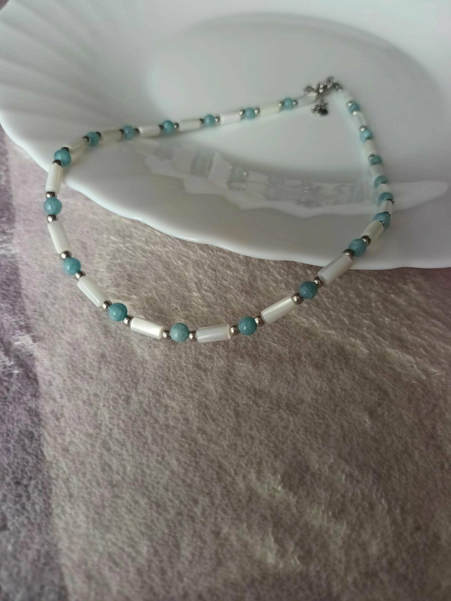 Колье, аквамарин синтетический, перламутр, ракушка