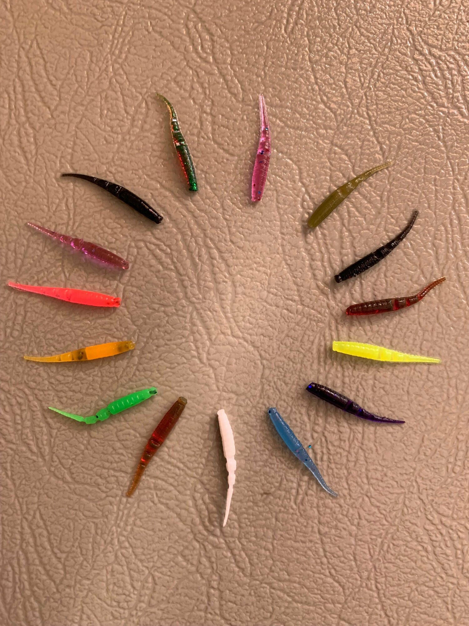 Набор мягкие силиконовые приманки Джавастик (Yawik) микс 30 мм. 40шт.