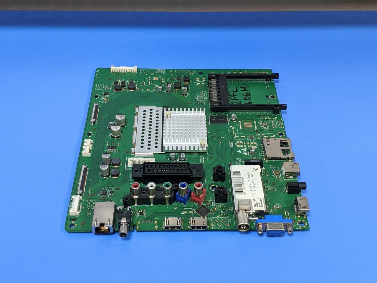 Материнская плата телевизора Philips 32PFL6606M