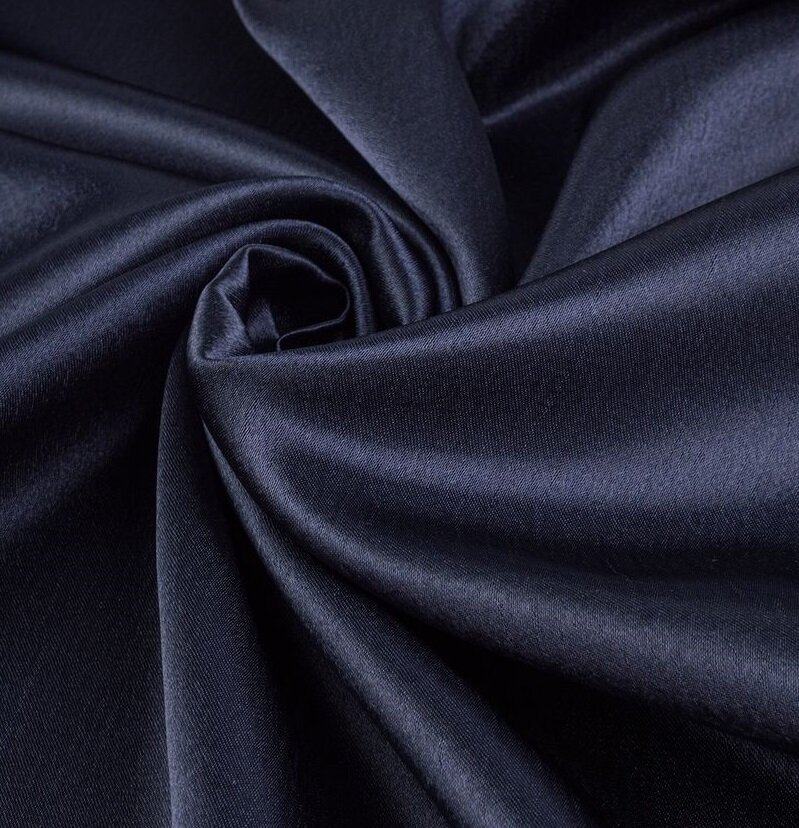 Ткань креп-сатин. Цвет темно-синий. Готовый отрез 2*1,5м
