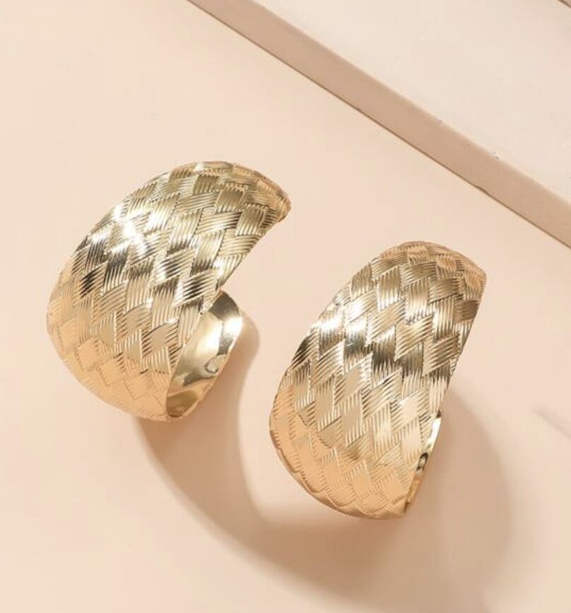 Серьги пусеты