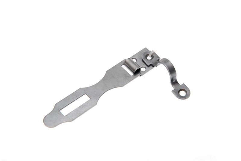 Накладка дверная 12.5 см, материал цинк - применяется совместно с навесным замком для запирания ворот, гаражей, дверей складов.