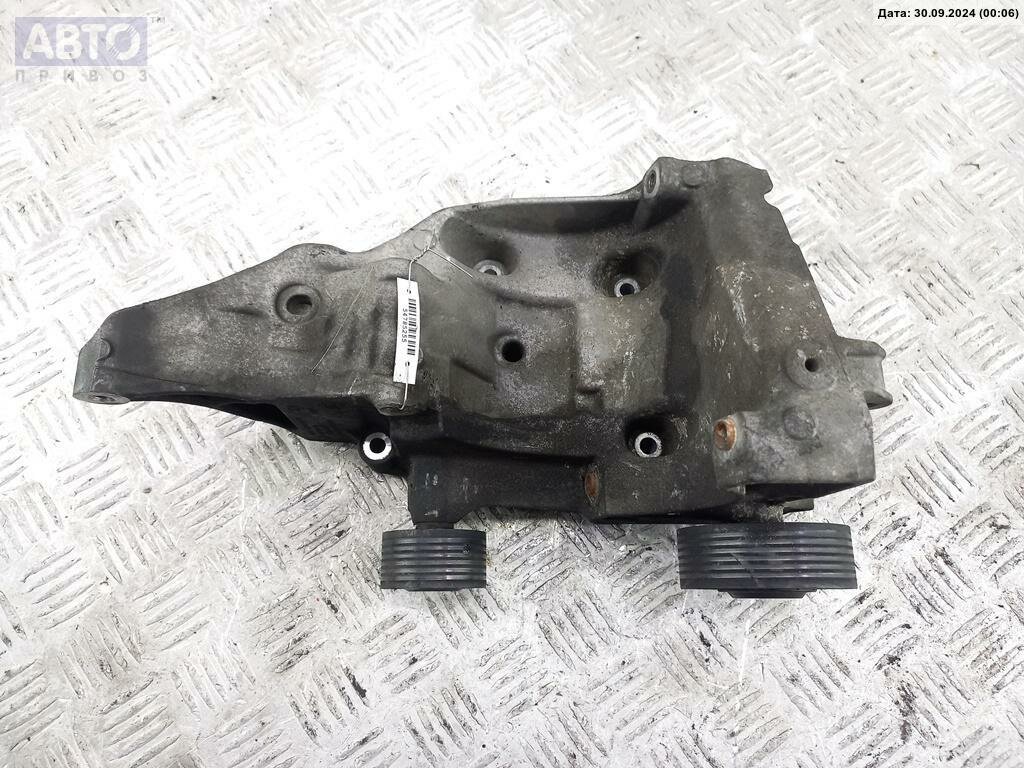 Кронштейн генератора BMW 3 E90/E91/E92/E93 (2005-2013)