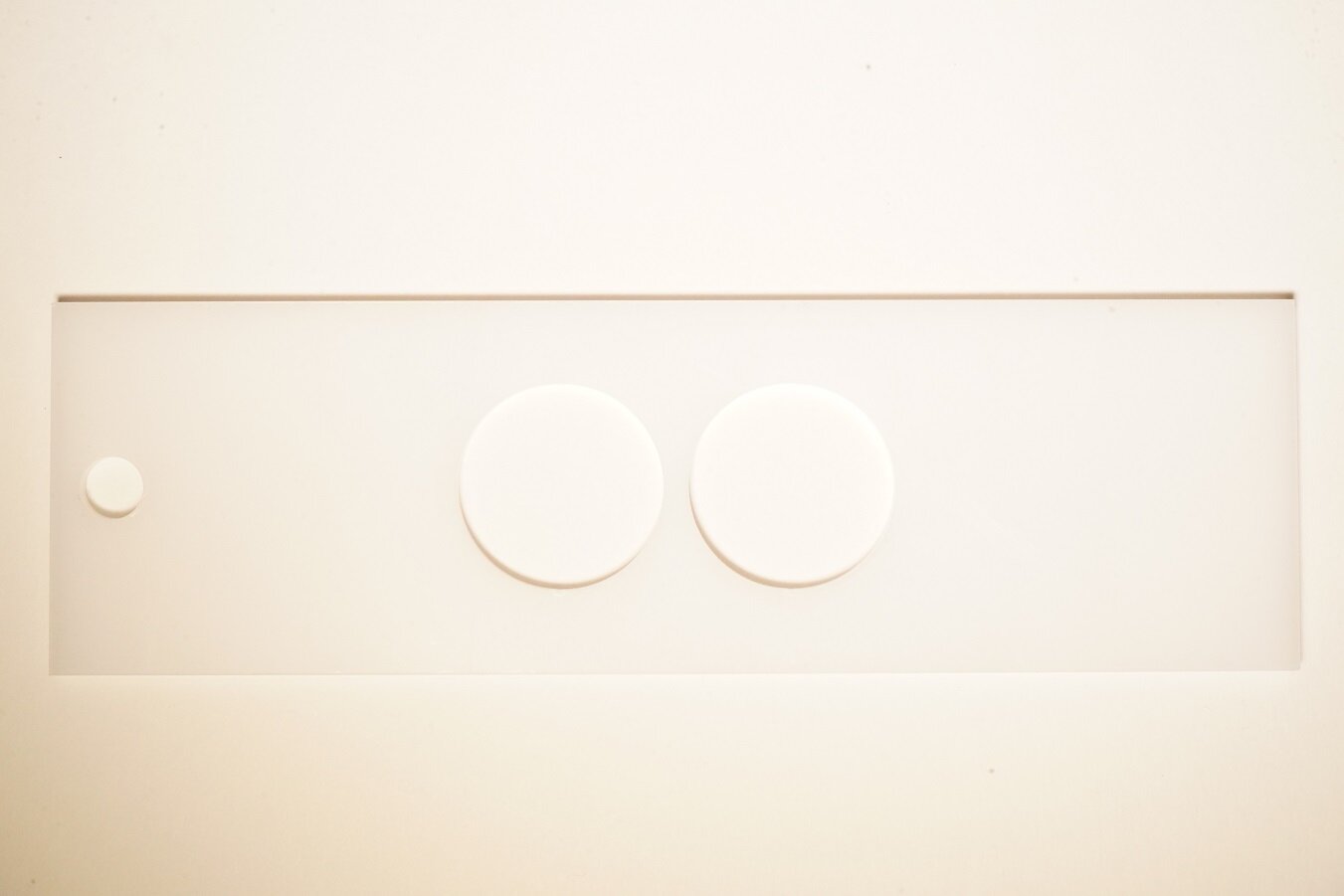 Пластиковый держатель стеклянных трубок и электродов для электролиза