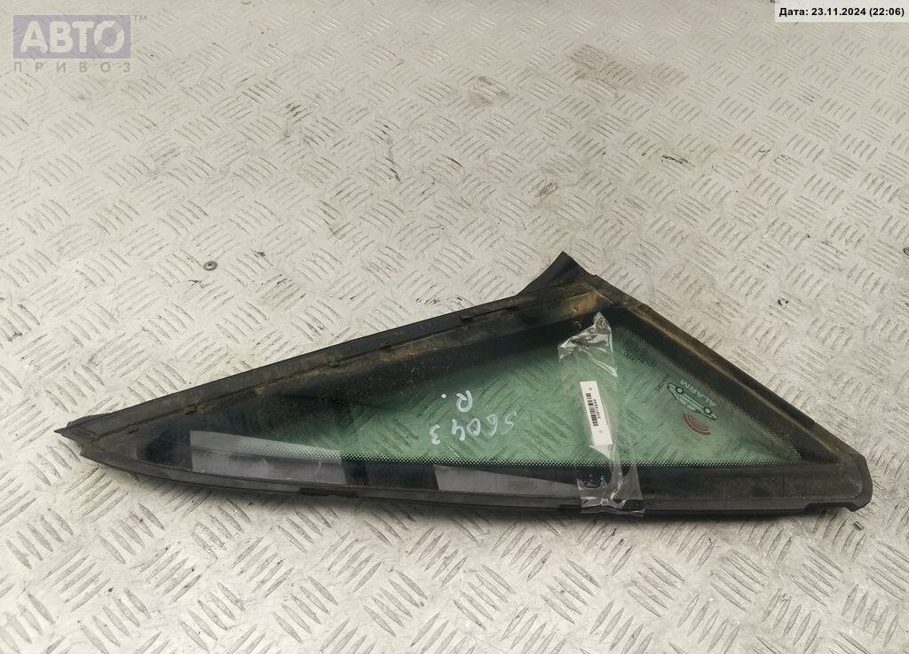 Стекло кузовное боковое заднее правое Audi A8 D2 (1994-2002)