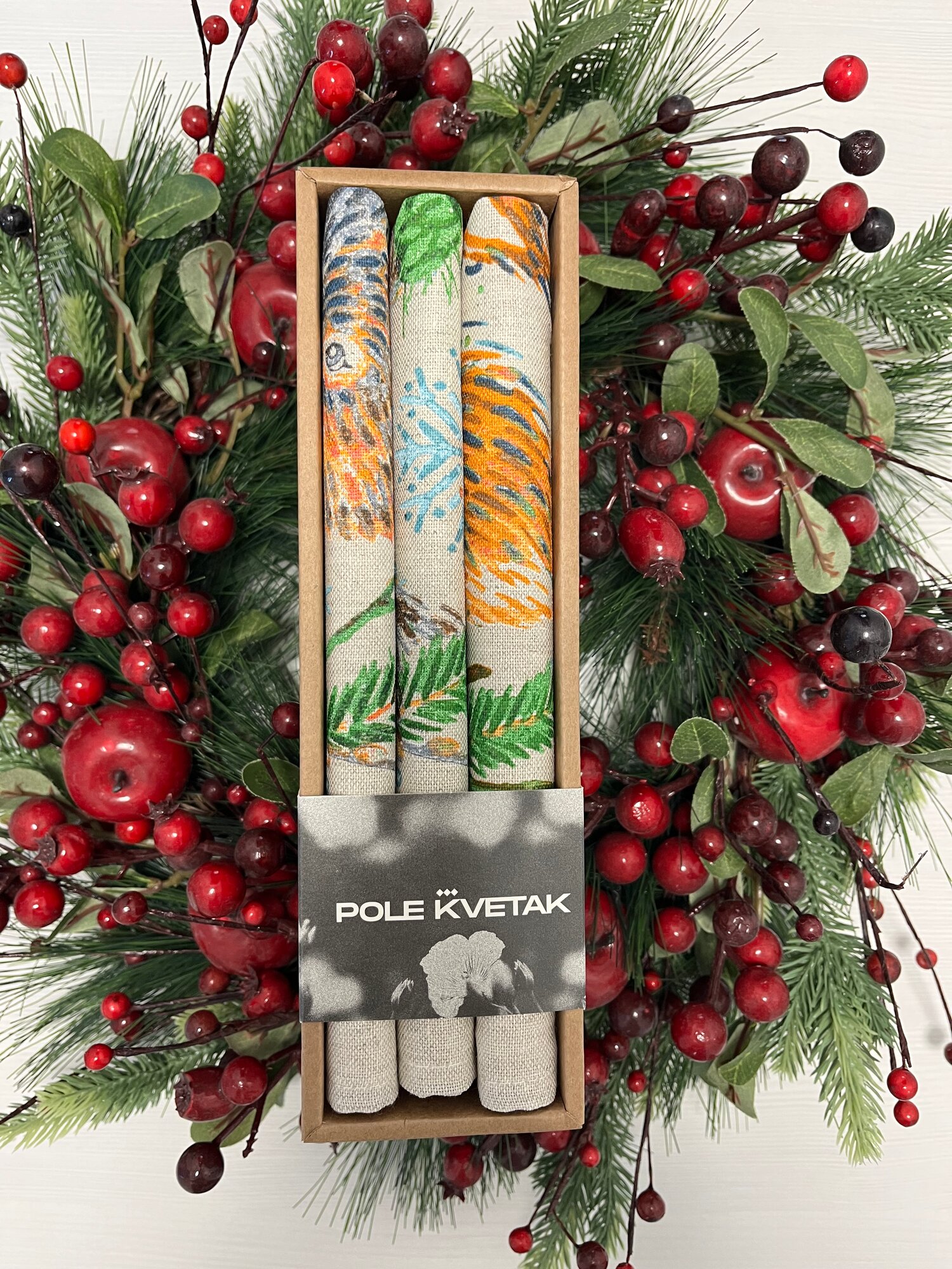 Новогодний подарочный набор кухонных полотенец из льна "Морозуля". Размер 46х60