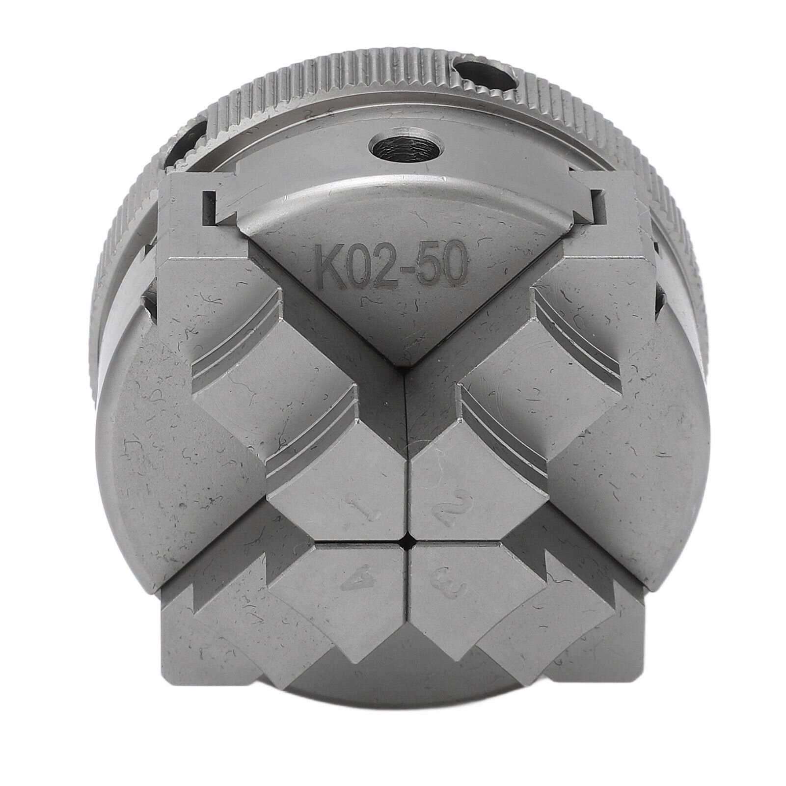 Самоцентрирующийся токарный патрон