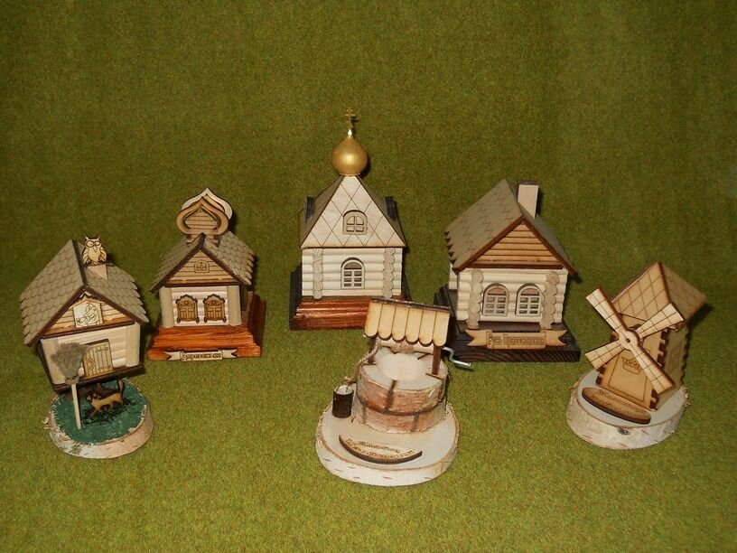 Фигурка Нескучные игры Деревенька "Часовня большая" (01675)