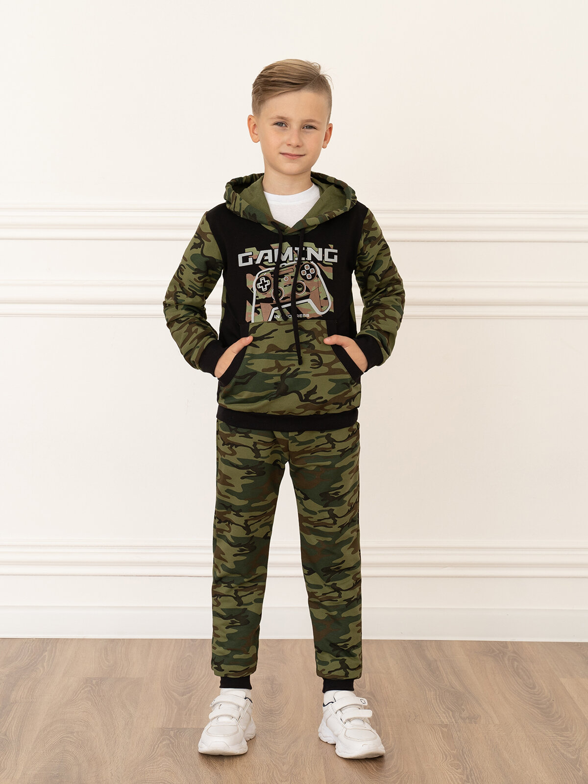 Костюм спортивный